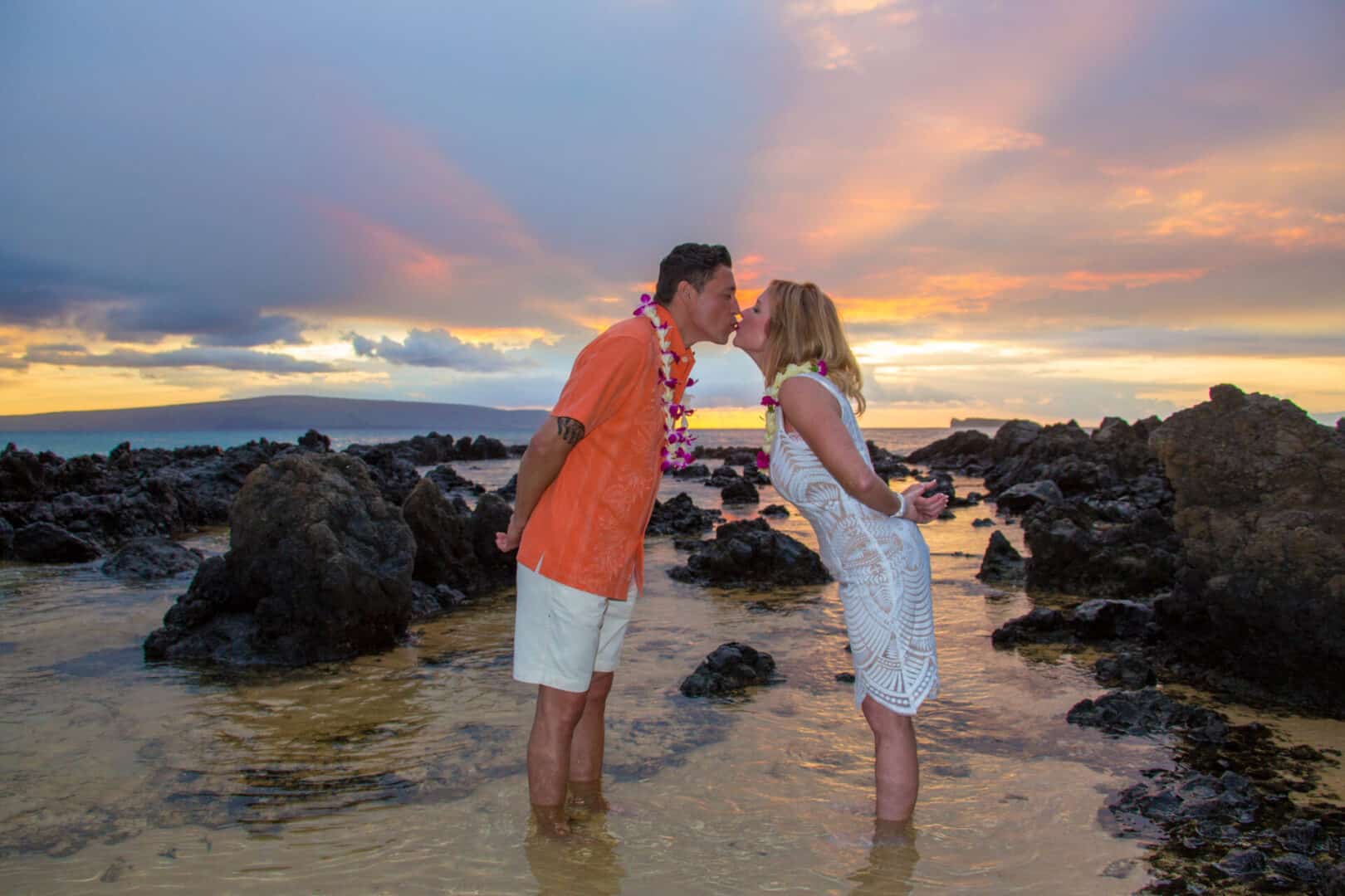 Tanya and Paul – Maui'd on da Beach - Maui Marrying Man
