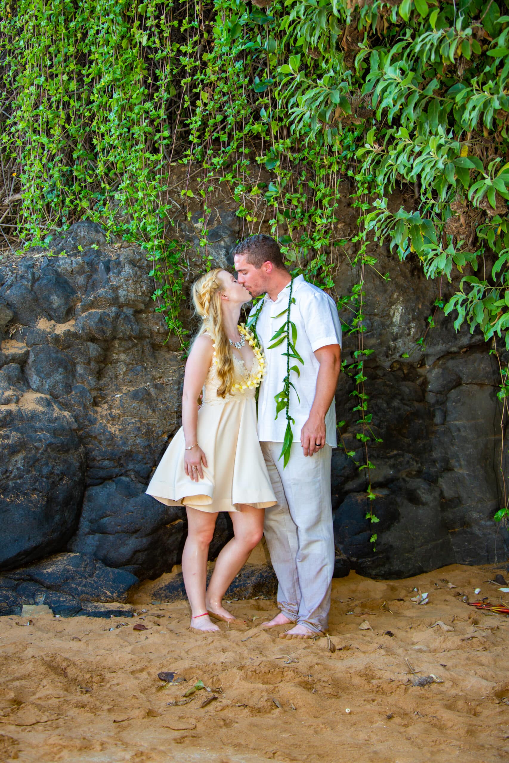 Paradise Weddings in Maui - Maui Marrying Man